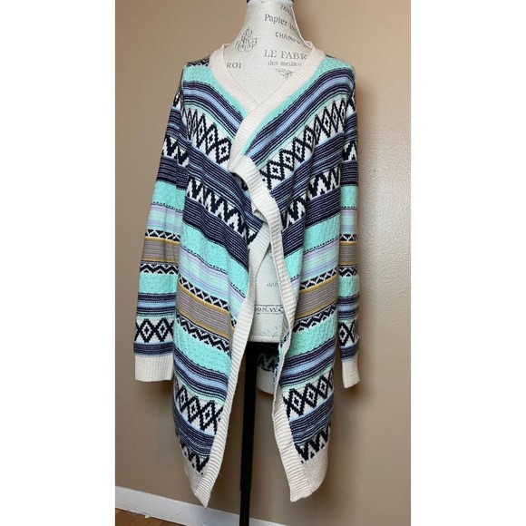 Alya | Sweaters | Alya Blue And Black Striped Geometric Pattern Boho ...